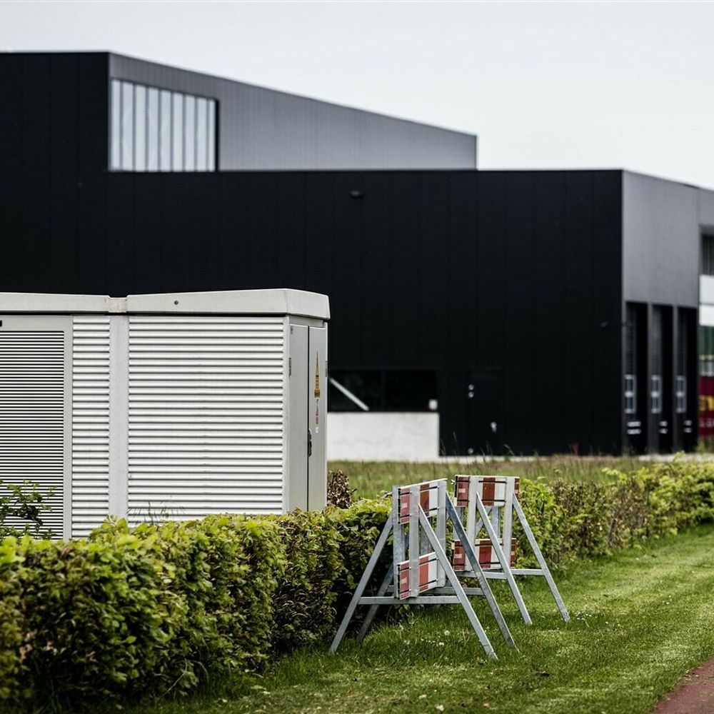 Nieuwe maatregelen om stroomnet uit te breiden: 'Eén op de drie straten moet open' - Omroep Zeeland