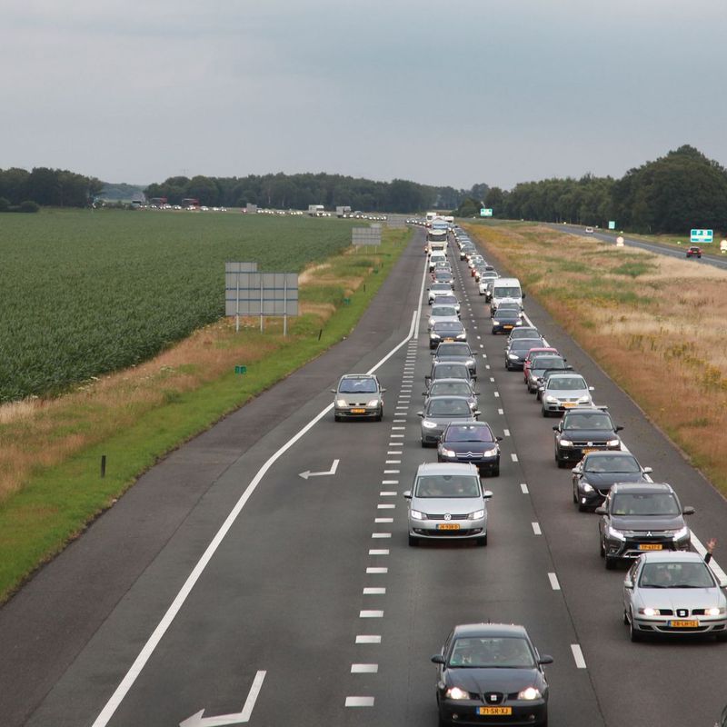 Rijstrook A37 tijdelijk dicht na ongeluk bij Hollandscheveld - RTV Drenthe