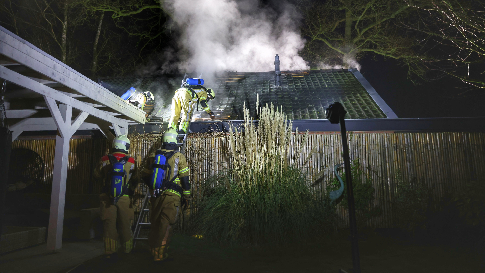 Brand bij huis van Wilfred Genee in Soest - RTV Utrecht