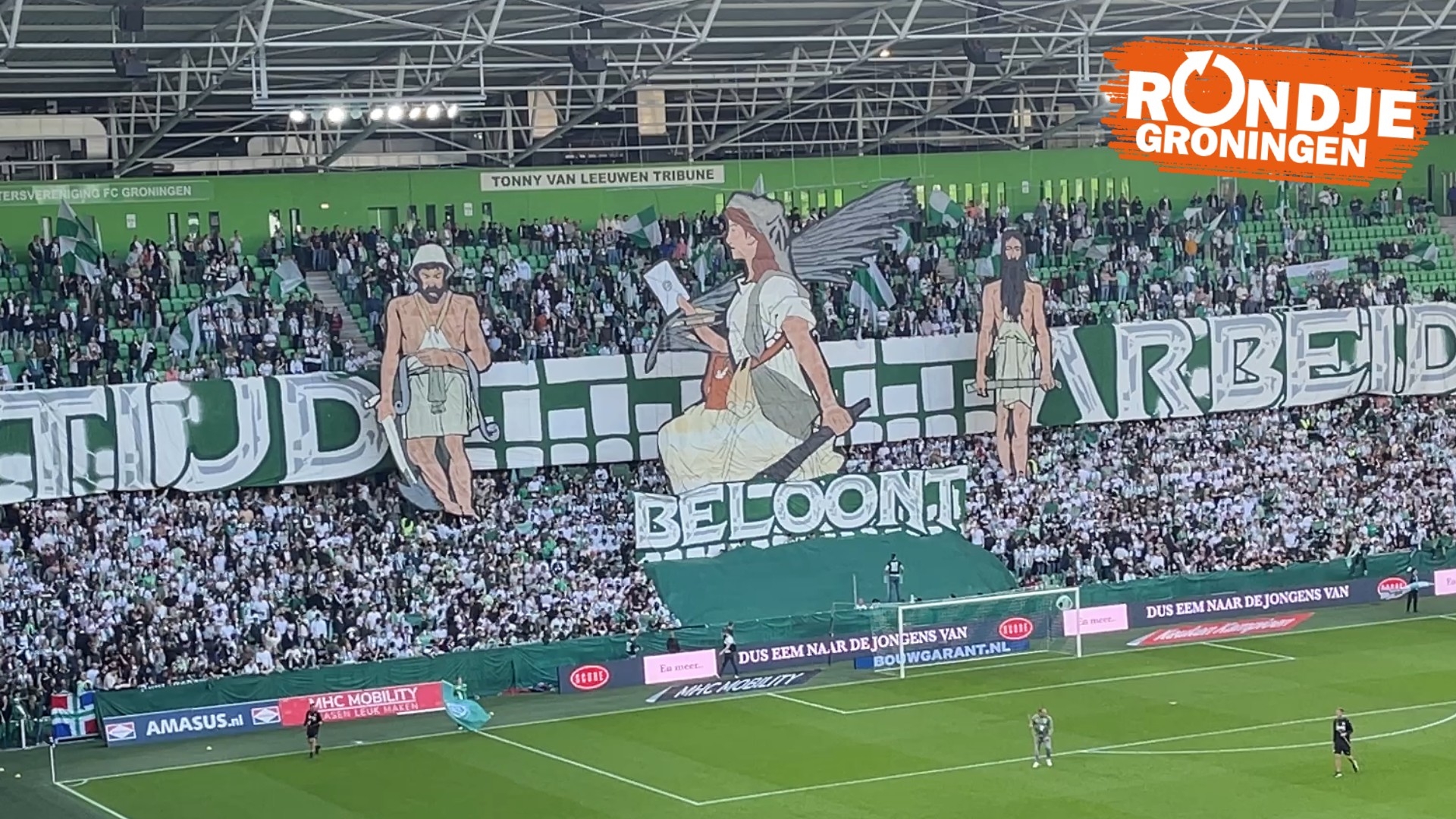 Rondje Groningen: Dus dáár stonden die figuren in de Euroborg voor ...