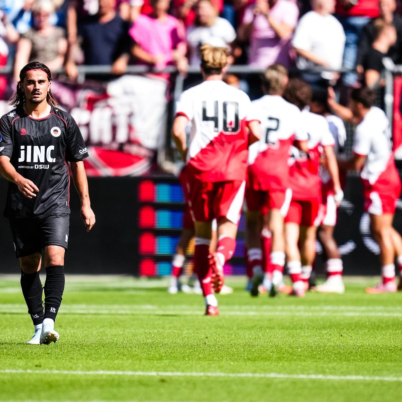 Tandeloos Excelsior hard onderuit in Utrecht - Rijnmond