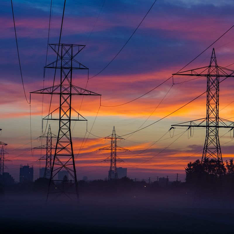 Geen stroom, geen groei: regionale verduurzaming stokt door vol elektriciteitsnet - Oost