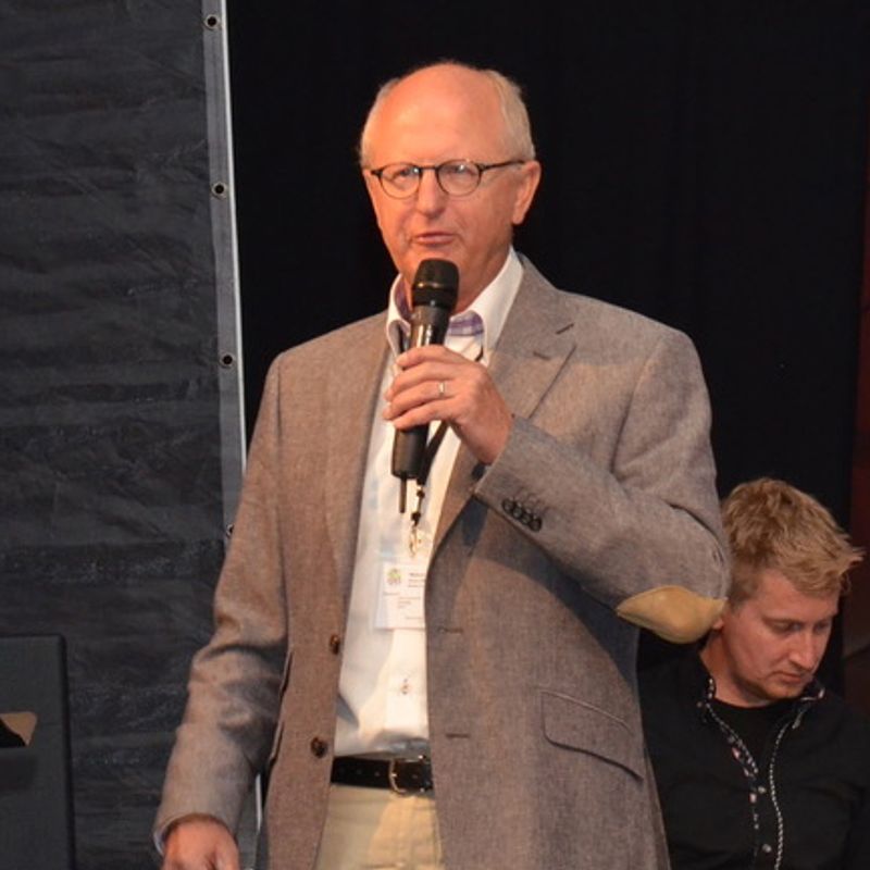 Oud-gedeputeerde Herman Lange overleden - RTV Drenthe