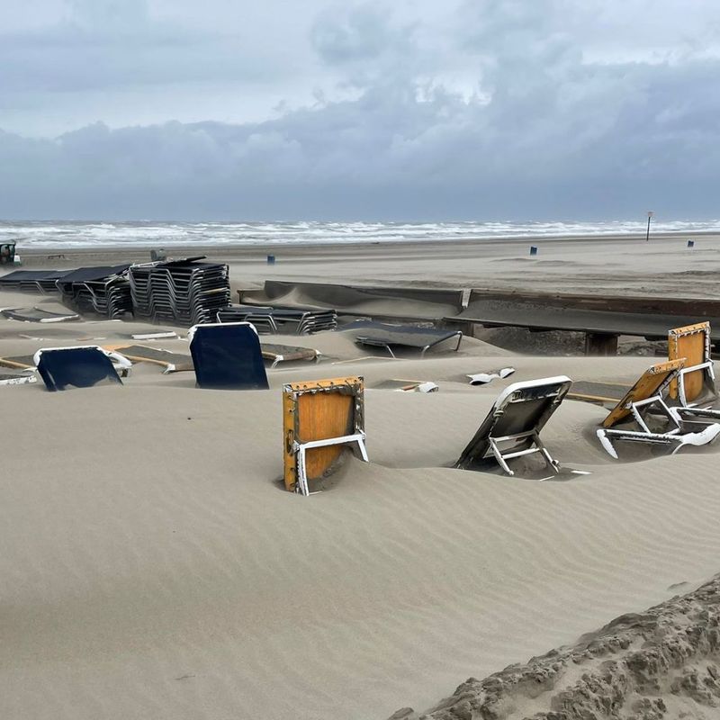 UPDATE: Hoogtepunt storm Poly in onze regio voorbij - Rijnmond