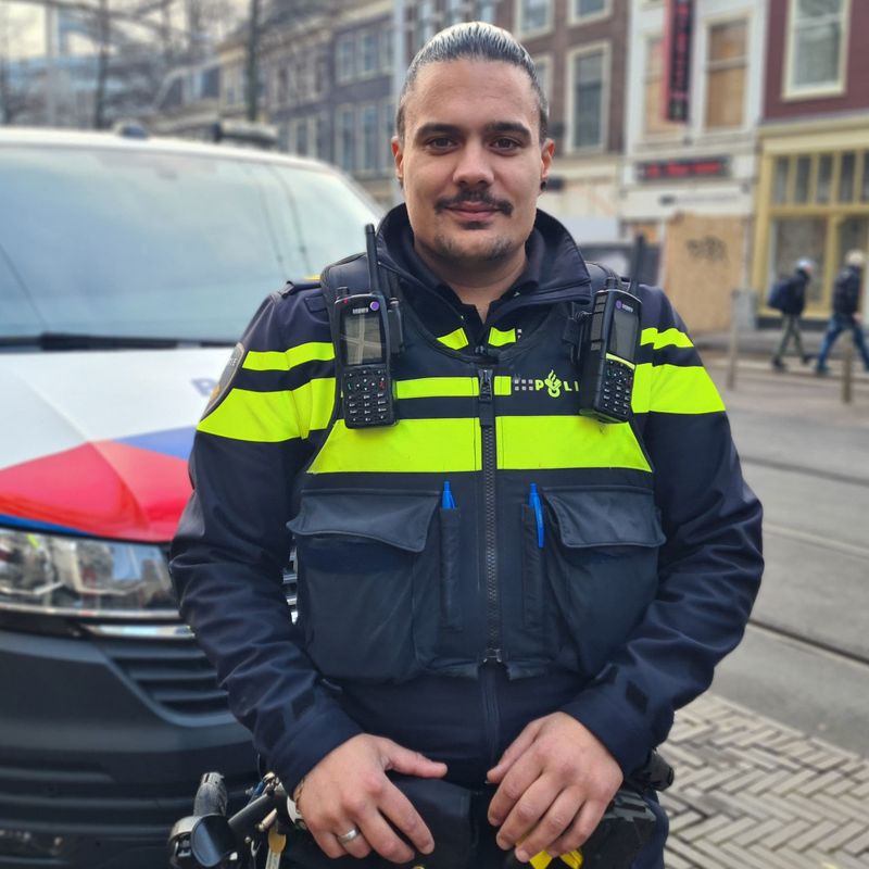 Agent David wordt gevolgd voor tv-programma: 'Mensen staan door camera ...