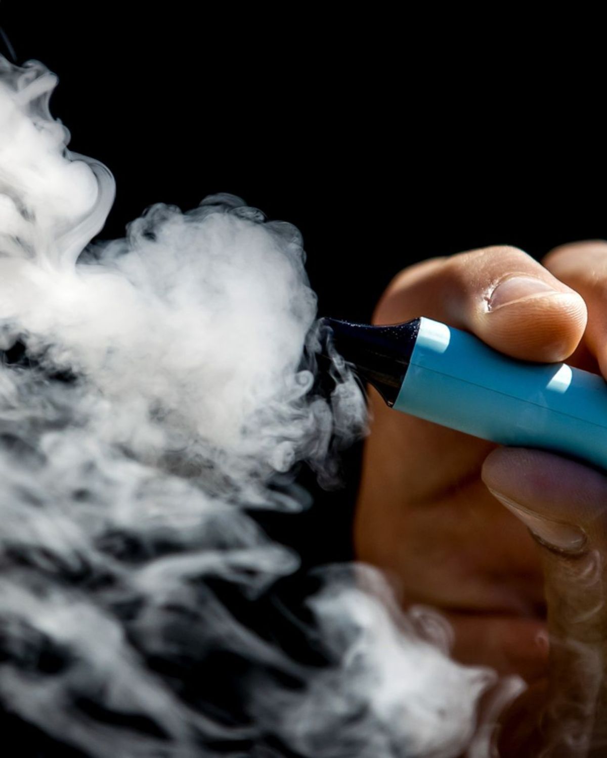 Coalitie wil verbod op vapes onder 21: 'Jongeren zien het probleem niet ...