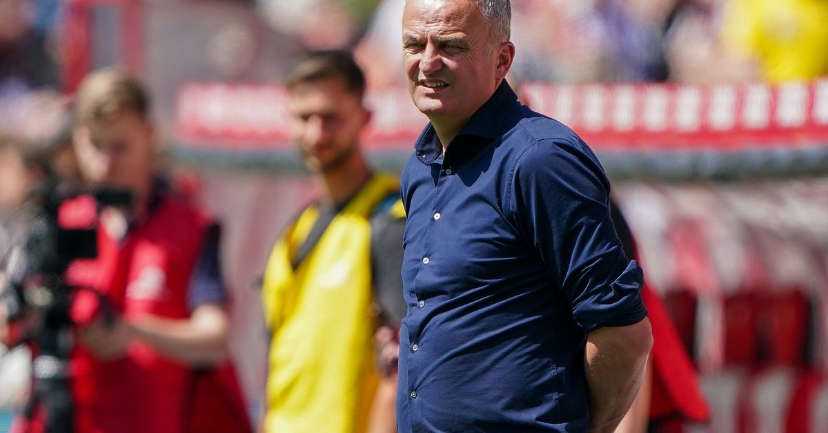 Nog geen witte rook in Kerkrade: Rob Penders wordt niet nieuwe trainer Roda JC - L1 Nieuws