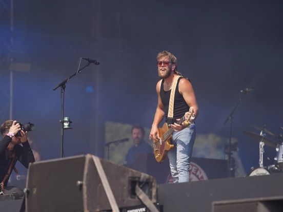 Bekijk de eerste dag van Zwarte Cross • Armin van Buuren sluit af - Omroep Gelderland