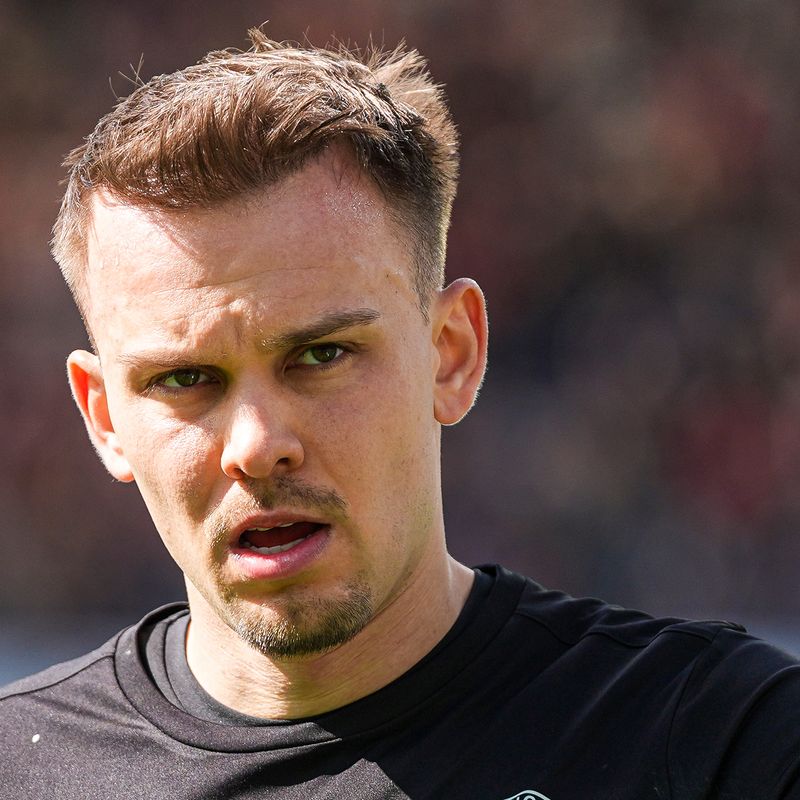 Feyenoord verlengt het contract van Wellenreuther - Rijnmond