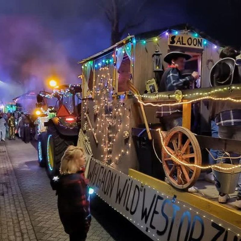 Veel publiek bij Halvastenoptocht in Netterden - Omroep Gelderland