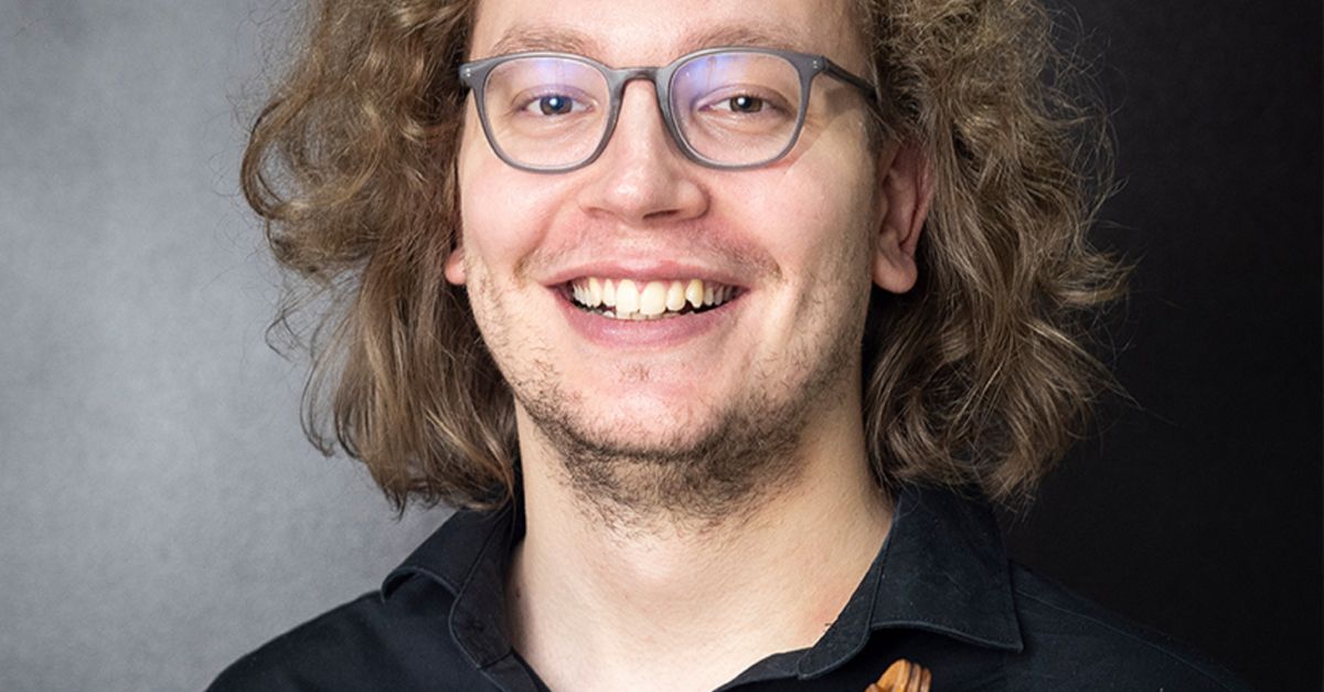 Vivaldi en syn fioele brochten Tim de Vries (24) fan Aldebiltsyl nei Wenen - Omrop Fryslân