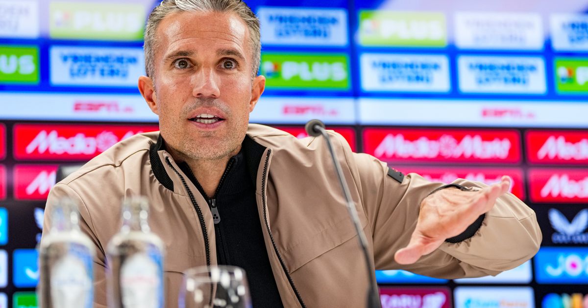 Dit zeggen andere media over het ontslag van Van Persie - Rijnmond