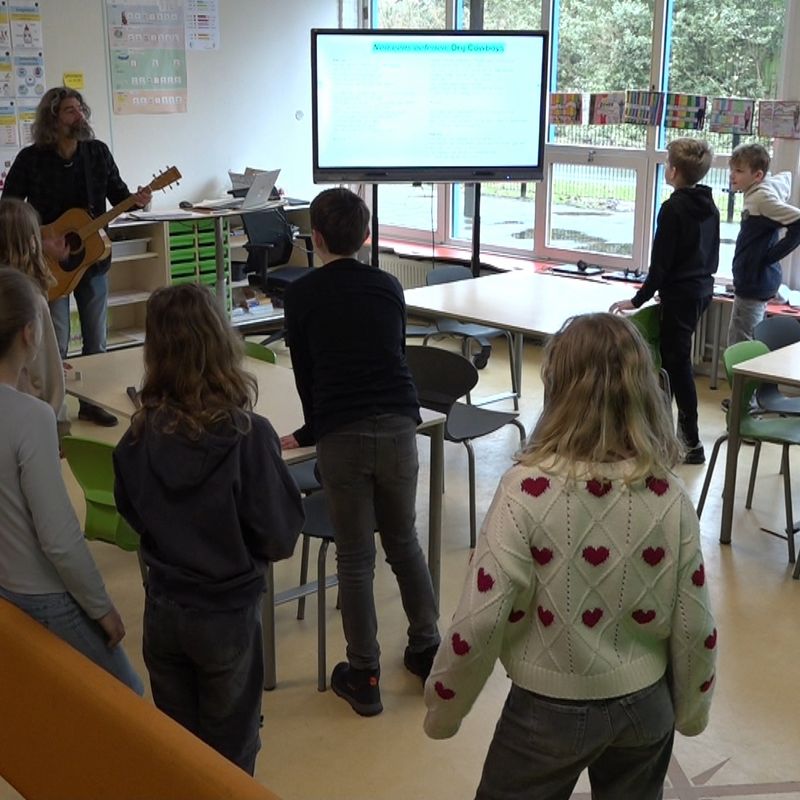 Kinderen leren Groningse liedjes voor Westerwolds Laidjesfestival - RTV ...
