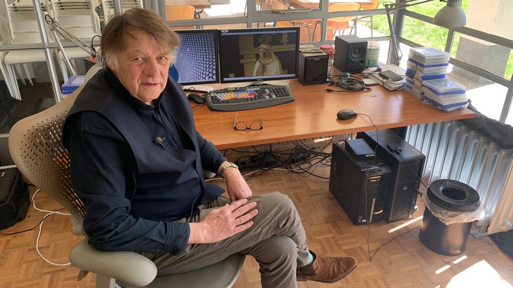 Math Nilwik filmde de wenende Maria in Brunssum - L1 Nieuws