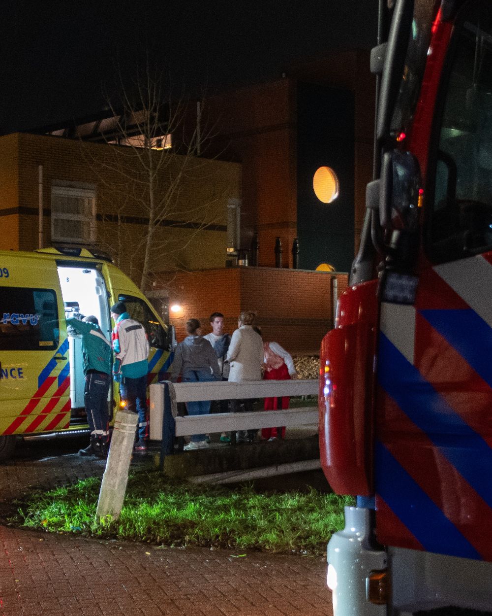 112-nieuws: Woningoverval in Woerden, dader op de vlucht | Man met rolstoel in water gereden ...