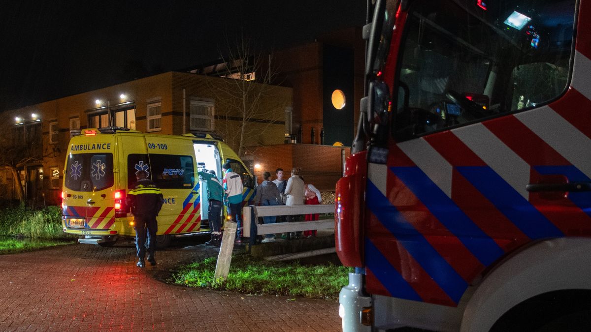 112-nieuws: Woningoverval in Woerden, dader op de vlucht | Man met rolstoel in water gereden ...