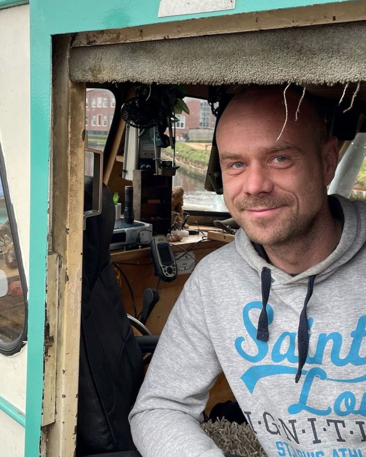 Wietze leeft op een kruisertje: "Niemand is een voetveeg, hoe slecht je ...