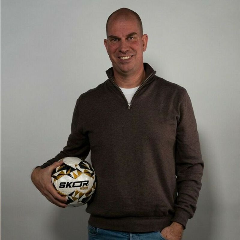 Liefde in het uitvak: Telstar-supporter Sebastiaan ontmoette zijn vrouw ...