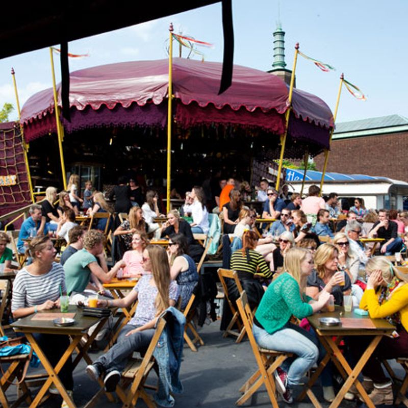 De Parade is weer in Rotterdam - Rijnmond