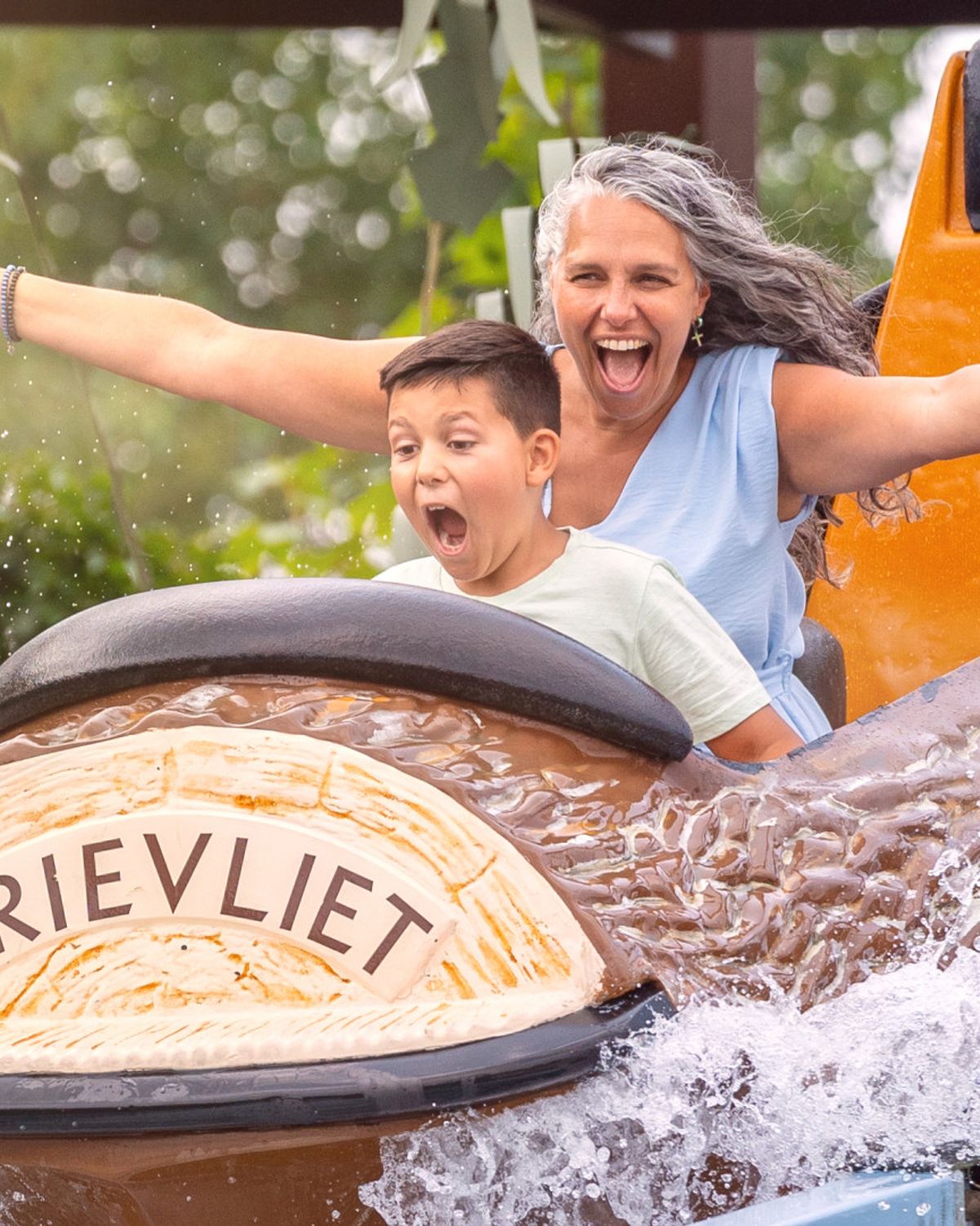 Nieuwe mascotte en meer entertainment: overgenomen pretpark zit ook in ...