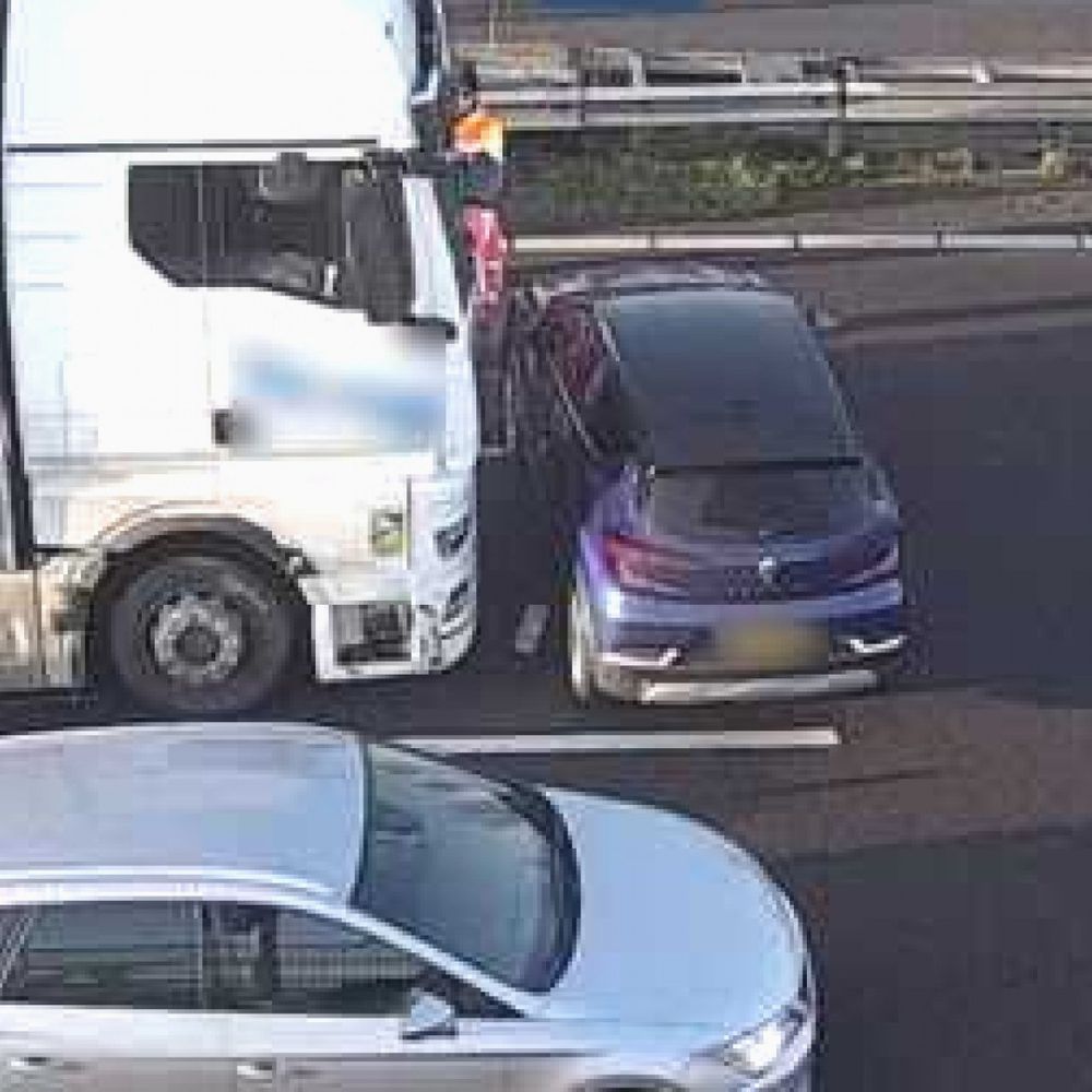 112-nieuws | Ongeluk op A12, auto overdwars op snelweg - Man (65) mishandelt kind van 12 jaar ...