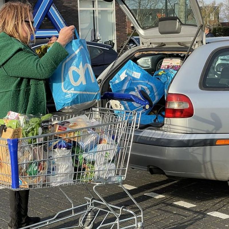 Is boodschappen doen over de grens wel écht goedkoper? - Omroep Gelderland