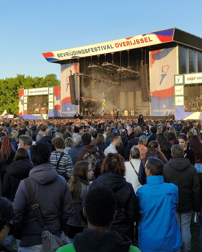 KIJK TERUG | Kijk en geniet van het Bevrijdingsfestival Overijssel in Zwolle - Oost