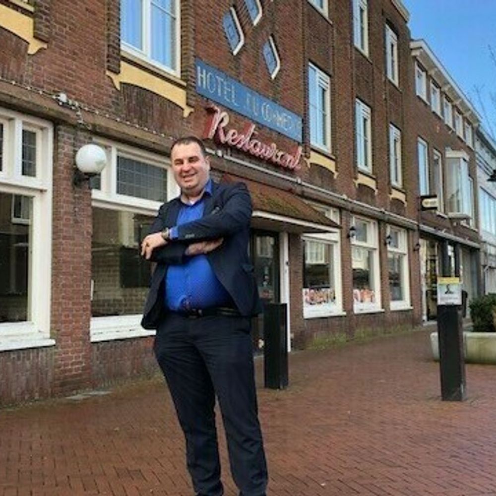 Miljoenen uit Iran en valse coronatests: Salar Azimi voor het eerst ...