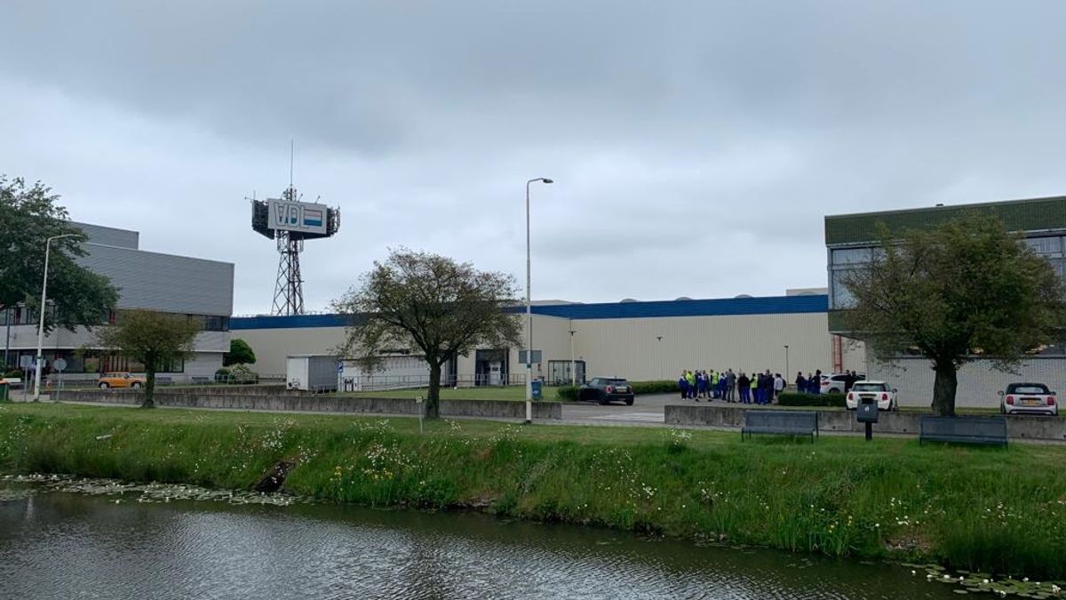Minder ontslagen in eerste ontslagronde VDL NedCar - L1 Nieuws Minder ontslagen in eerste ontslagronde VDL NedCar - L1 Nieuws
