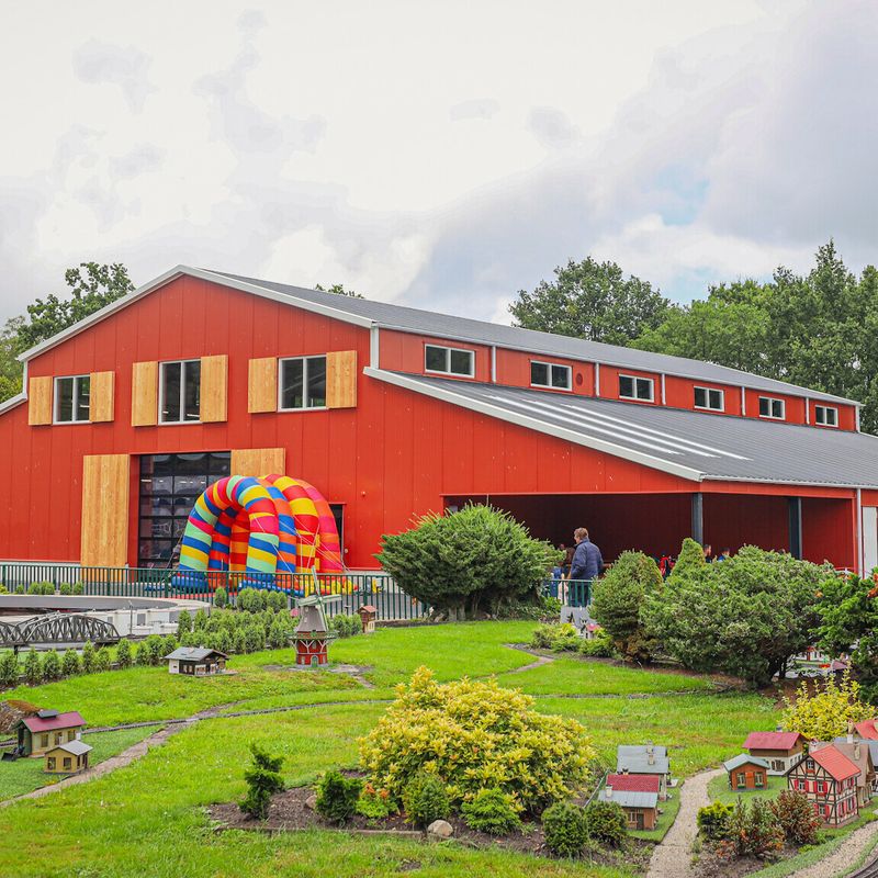 Speelhal op Landgoed Nienoord uit de as herrezen - RTV Drenthe