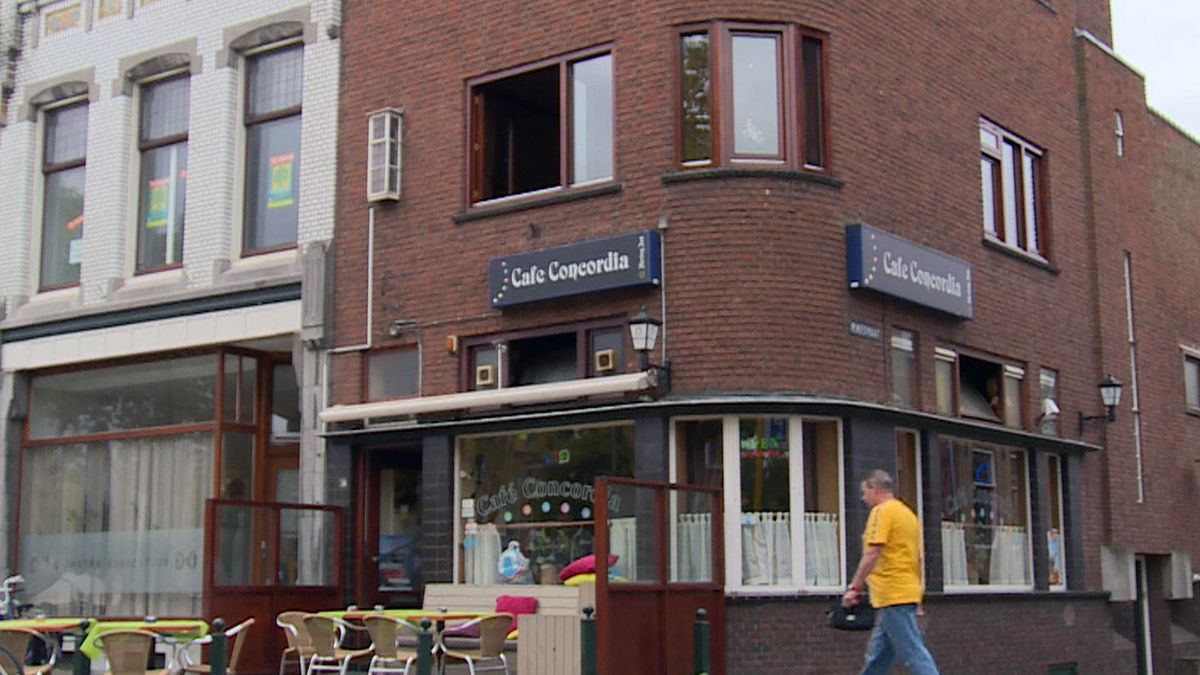 Vlaardings café bestaat 400 jaar - Rijnmond