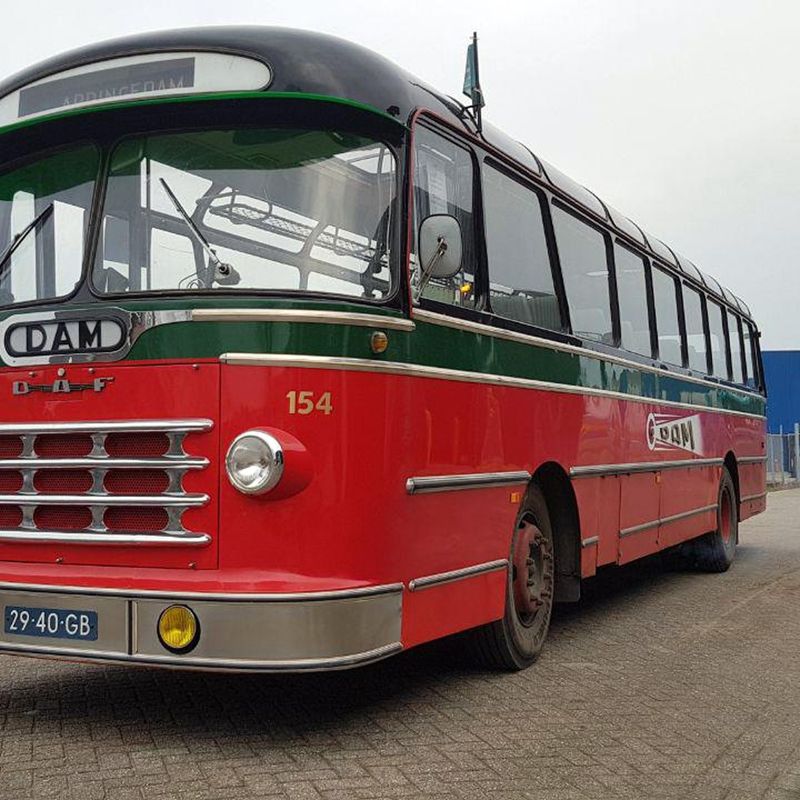 Allerlaatste DAM-bus kan lekker verder ronken - RTV Noord