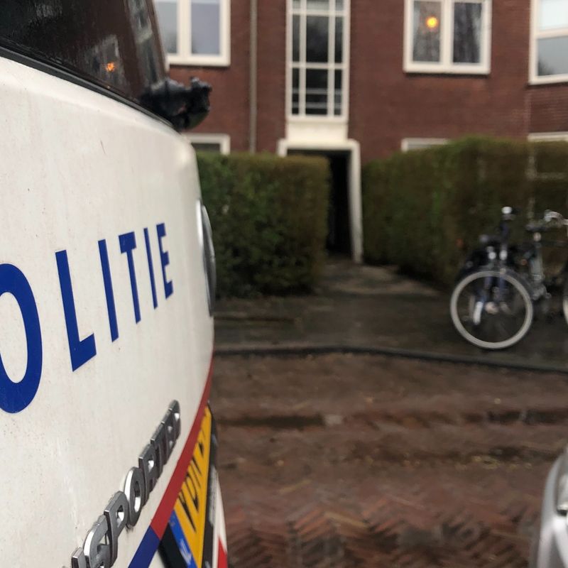 Ook in hoger beroep zeven jaar cel en tbs voor Amerikaan die agent neerstak in Groningen - RTV Noord