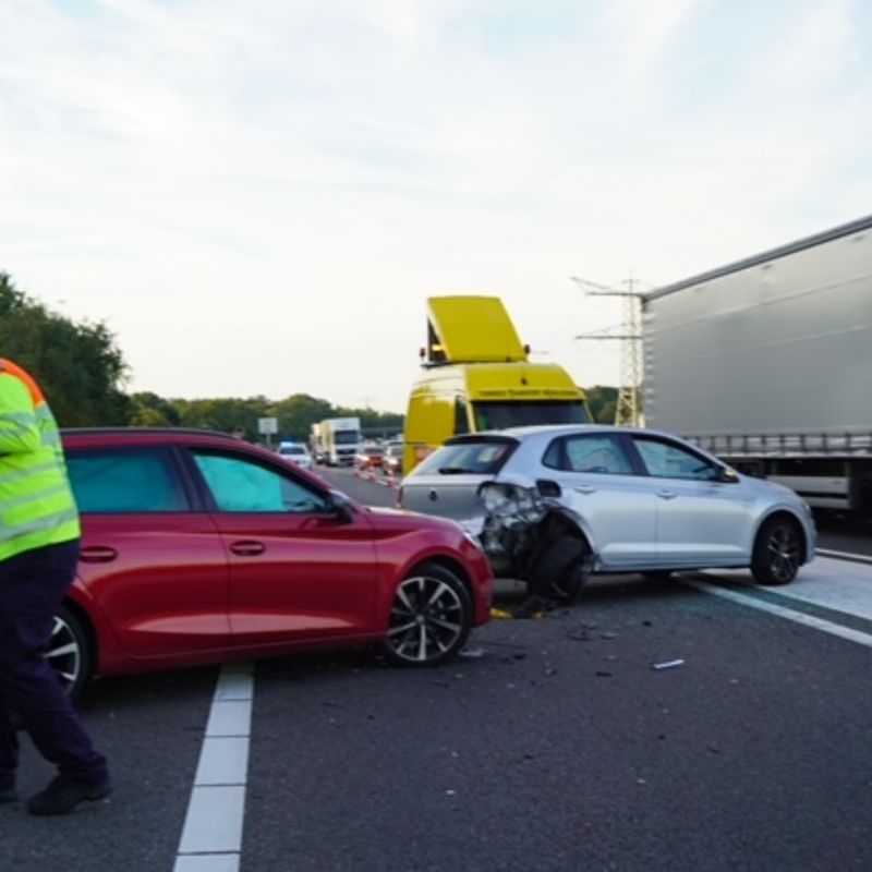File door kettingbotsing op A73 bij Venray - L1 Nieuws