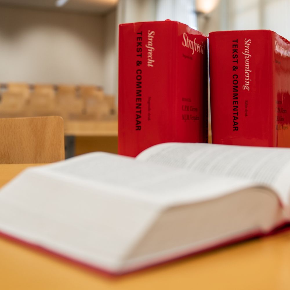 Twee jaar cel voor seksuele uitbuiting in Emmen - RTV Drenthe