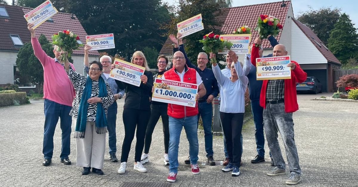 Miljoen van Postcode Loterij valt in straat Hoogezand: 'Ik blijf maar ...