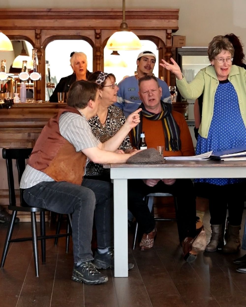 ‘Gronings hoort in het museum!’ Niet bij toneelvereniging Sappho - RTV ...