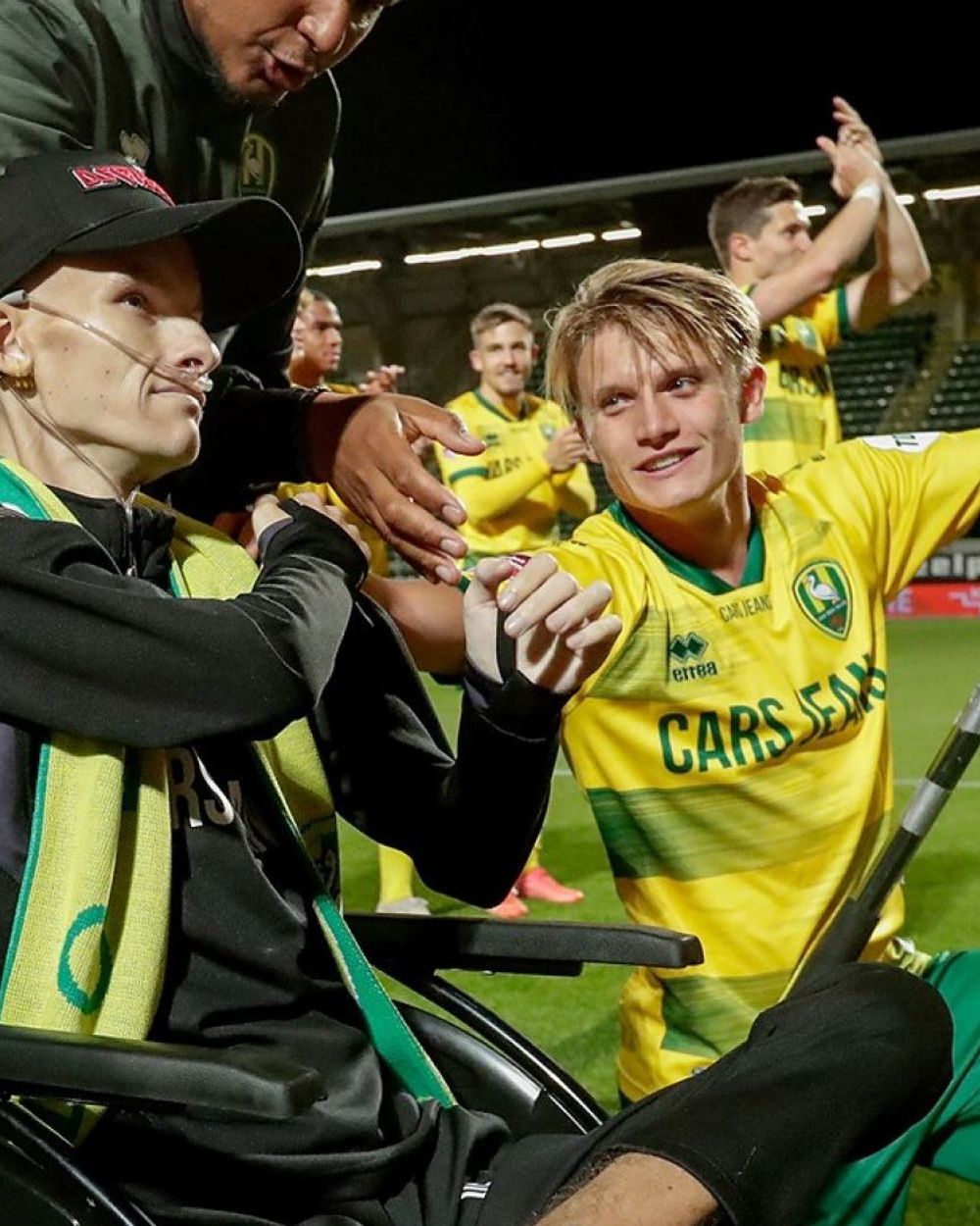 'You'll never walk alone' voor ouders van overleden ADO-fan Dani ...