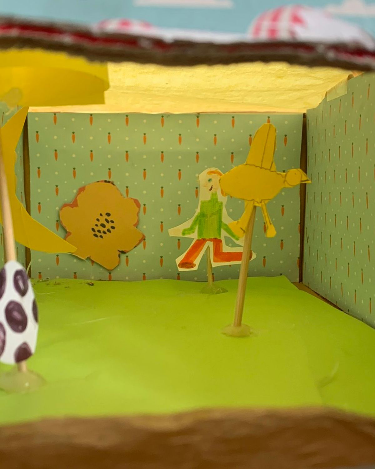 Kinderen in Akkrum maken kijkdozen voor 75 jaar vrijheid: "Bedacht door ...