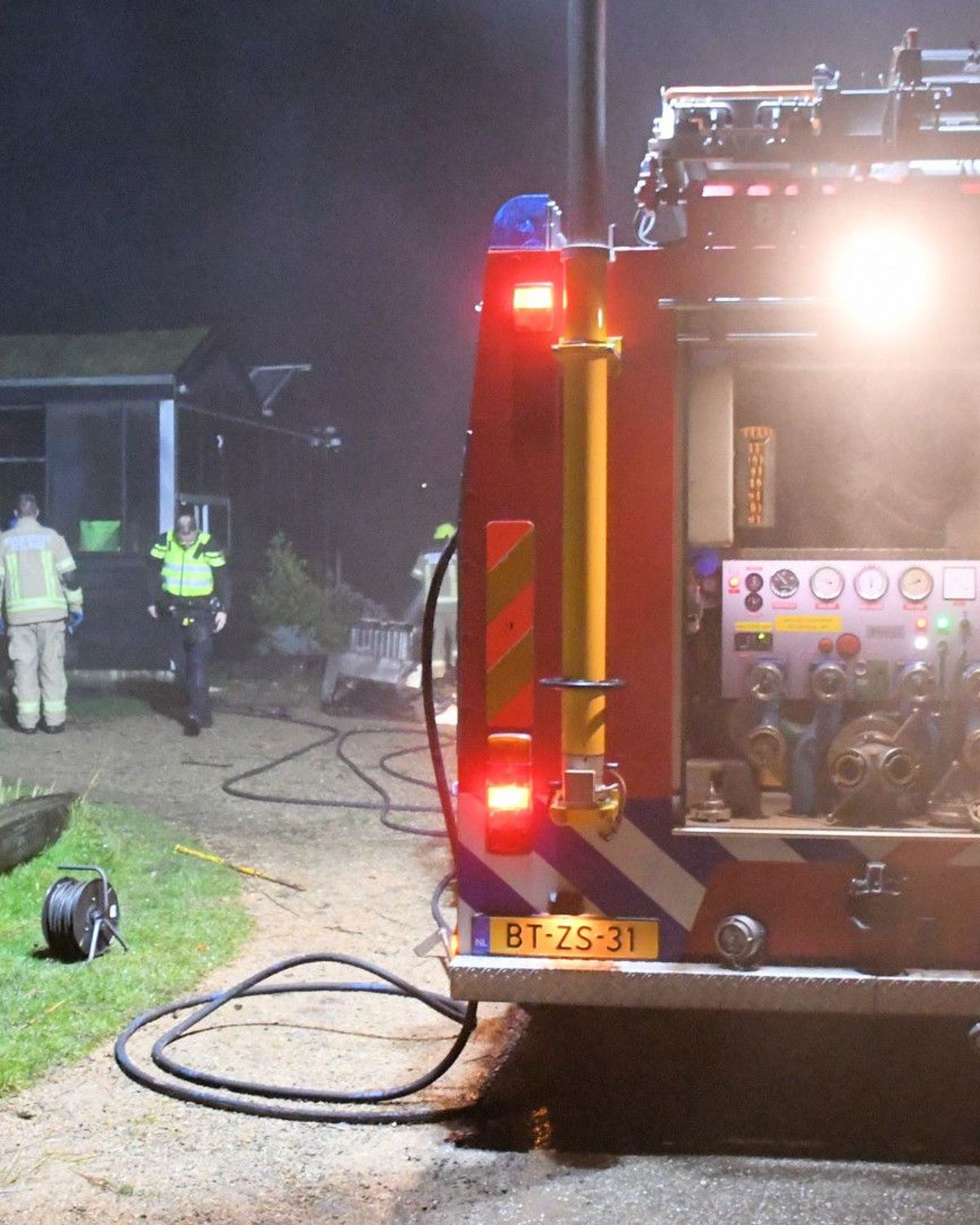 Brand bij natuurspeelterrein Middelburg: 'De schade is enorm' - Omroep ...