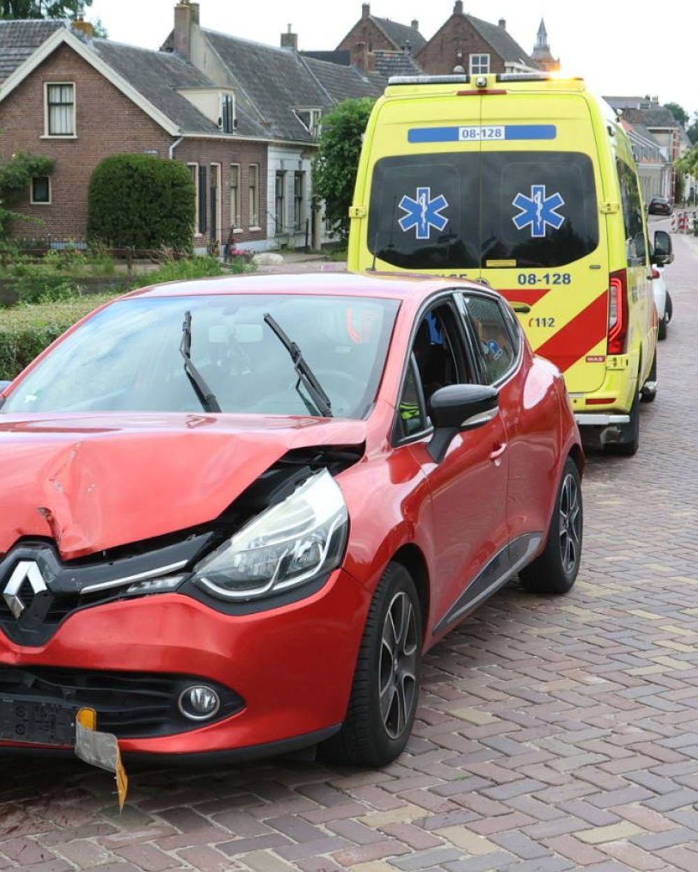 Scheepskok redt drenkeling • fietser gewond - Omroep Gelderland
