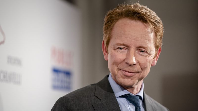 Na 25 jaar presenteerde Gerrit Hiemstra zijn laatste weerbericht - Omrop Fryslân