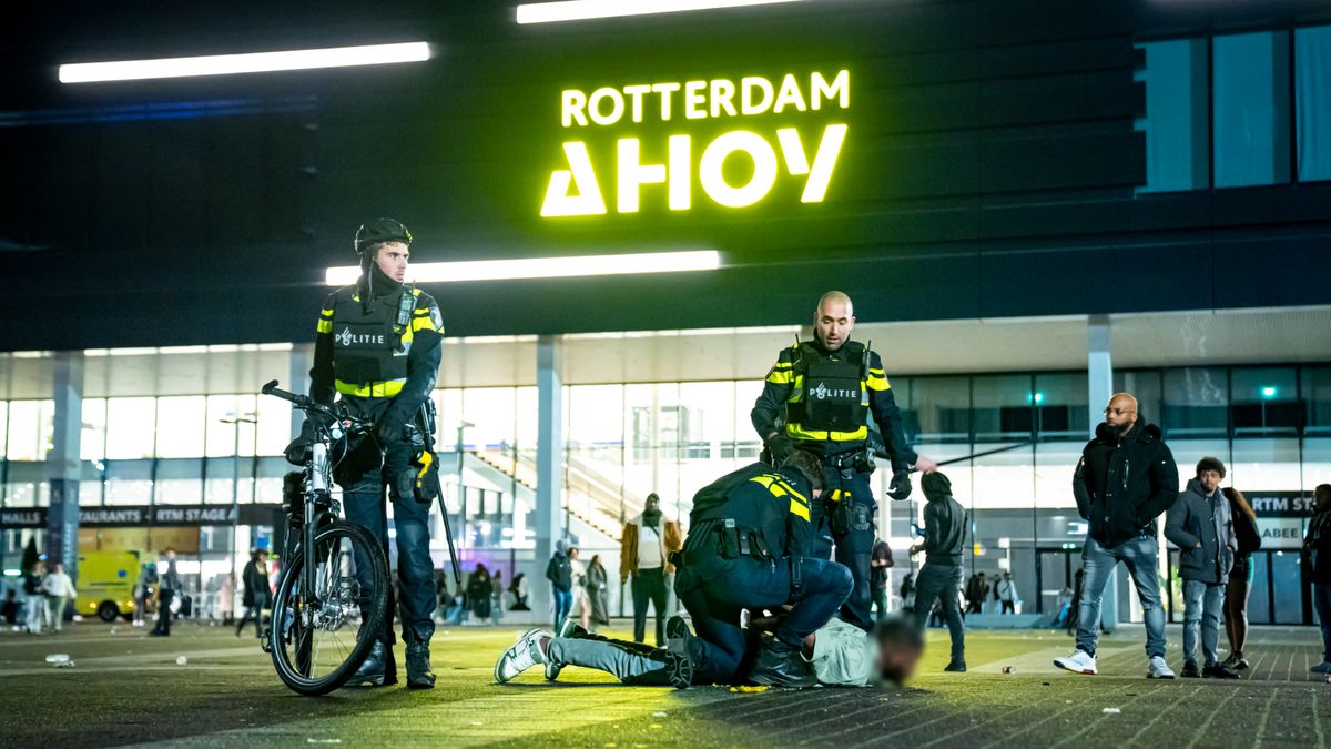 Man ernstig gewond bij schietpartij in Ahoy, drie verdachten opgepakt - Rijnmond