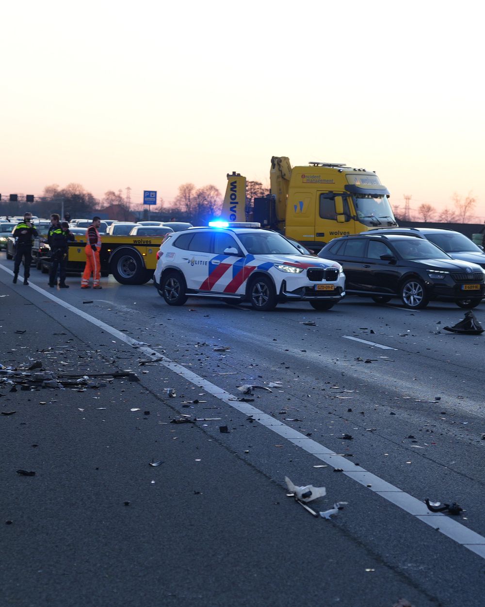 112 Nieuws: A28 dicht na ongeval | Branden in Wilsum en Nijverdal - Oost