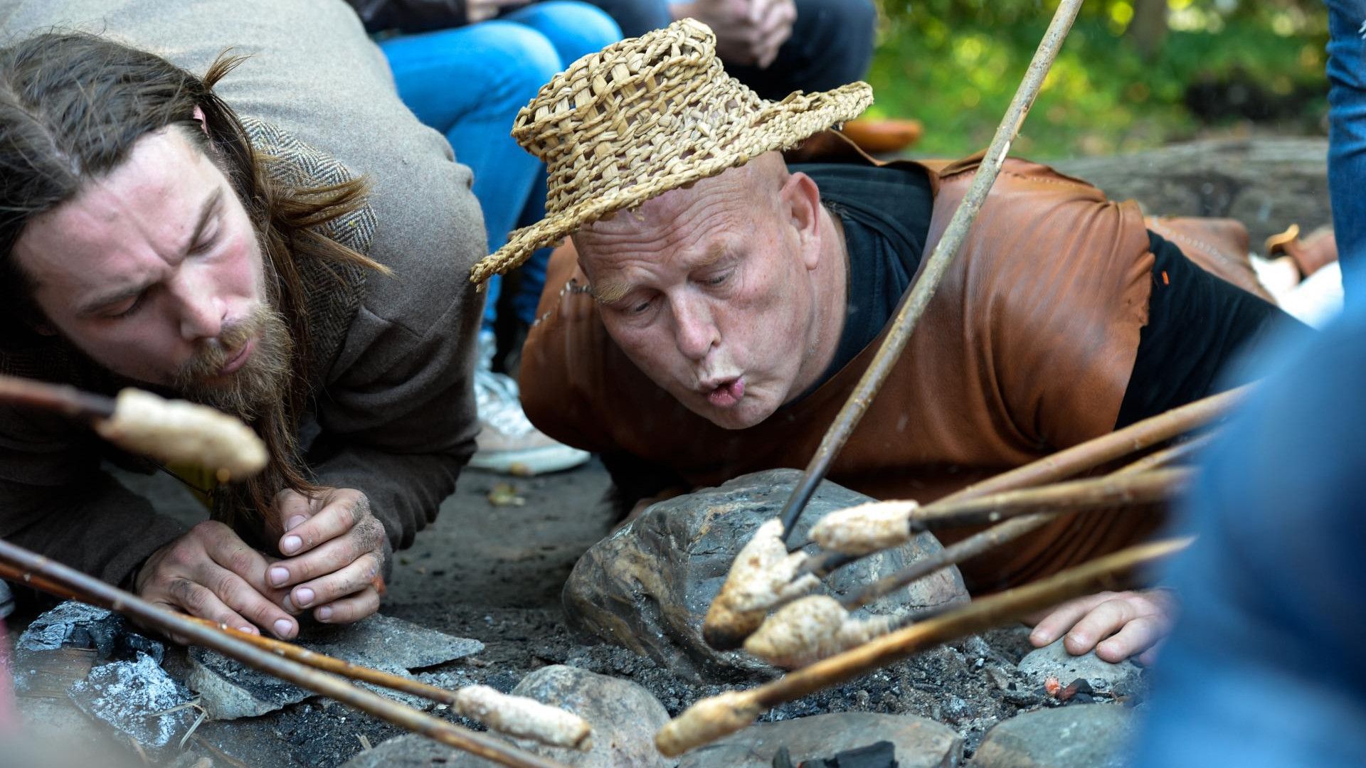 Van brandnetelpizza tot wentelteefjes in rode wijn: Pierre Wind kookt ...