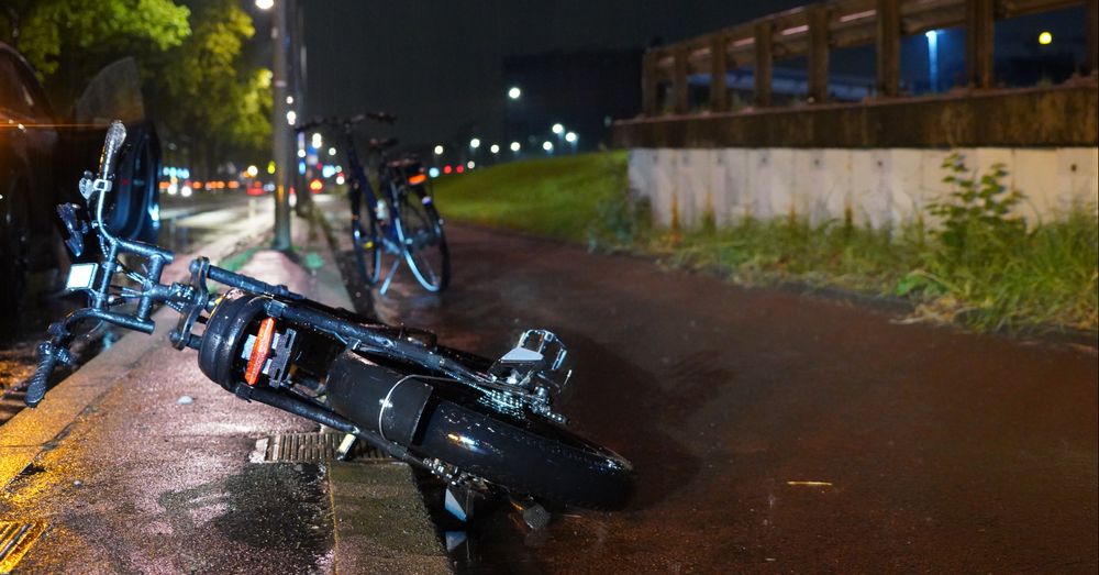 Jongen gewond na botsing tussen fatbike en e-bike - Rijnmond