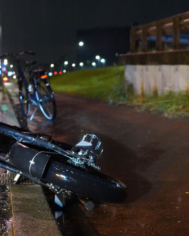 Jongen gewond na botsing tussen fatbike en e-bike - Rijnmond