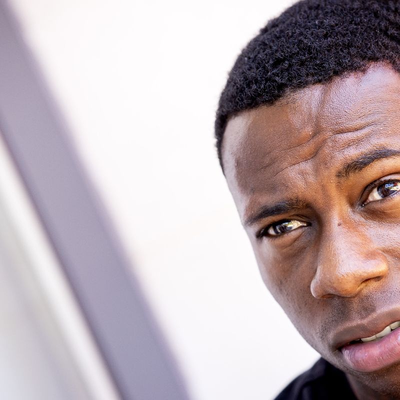 Voetballer Promes moet neef schadevergoeding betalen na steekpartij in ...