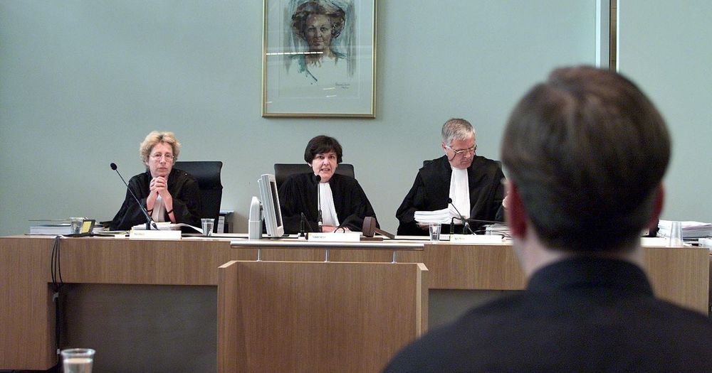 Langer tbs voor man die Sybine Jansons doodde in 1999, kans op ...