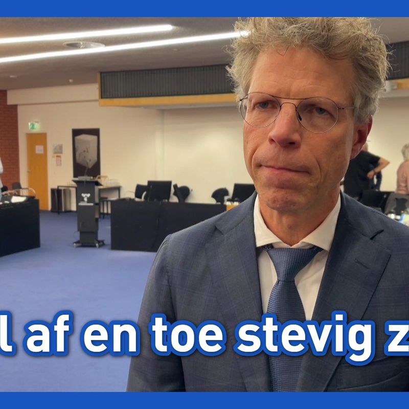 Van der Tuuk zes jaar langer burgemeester - RTV Noord